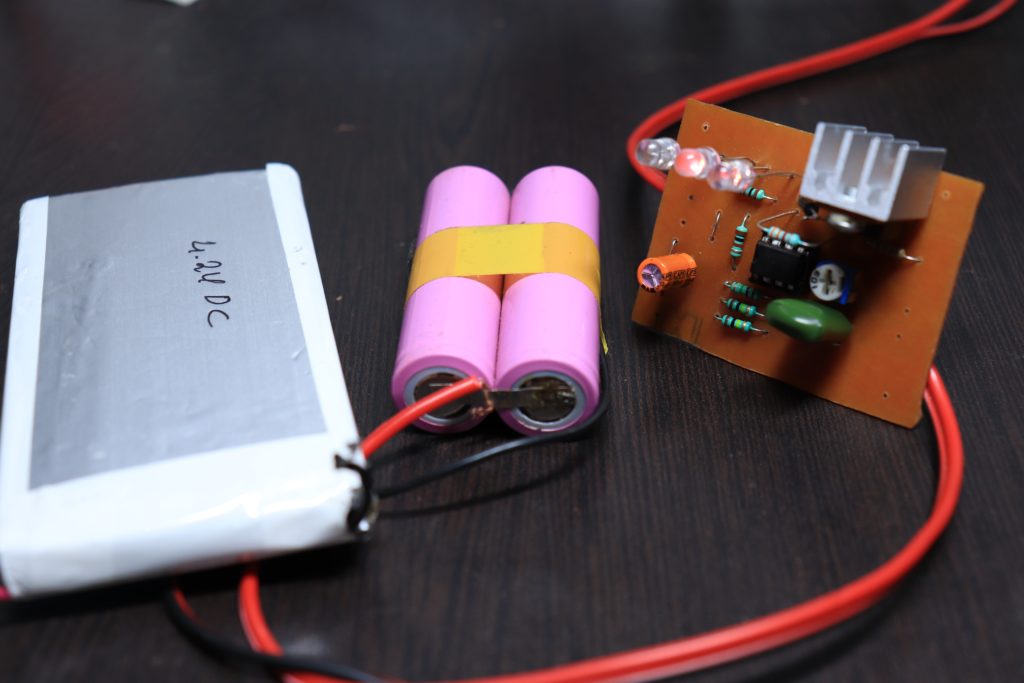 DIY Lithium Battery Charger Circuit